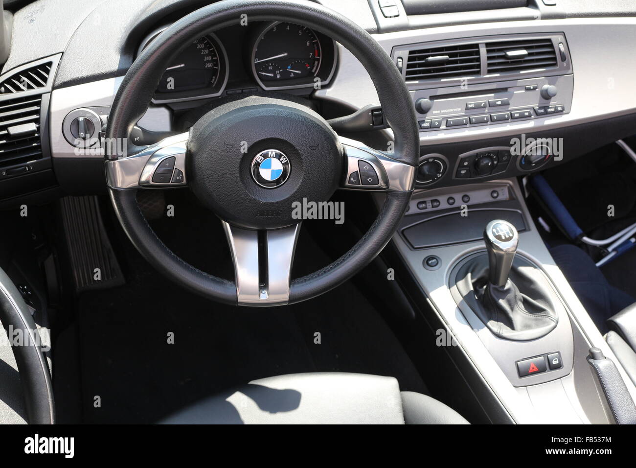 Bmw cockpit hi-res stock photography and images - Alamy