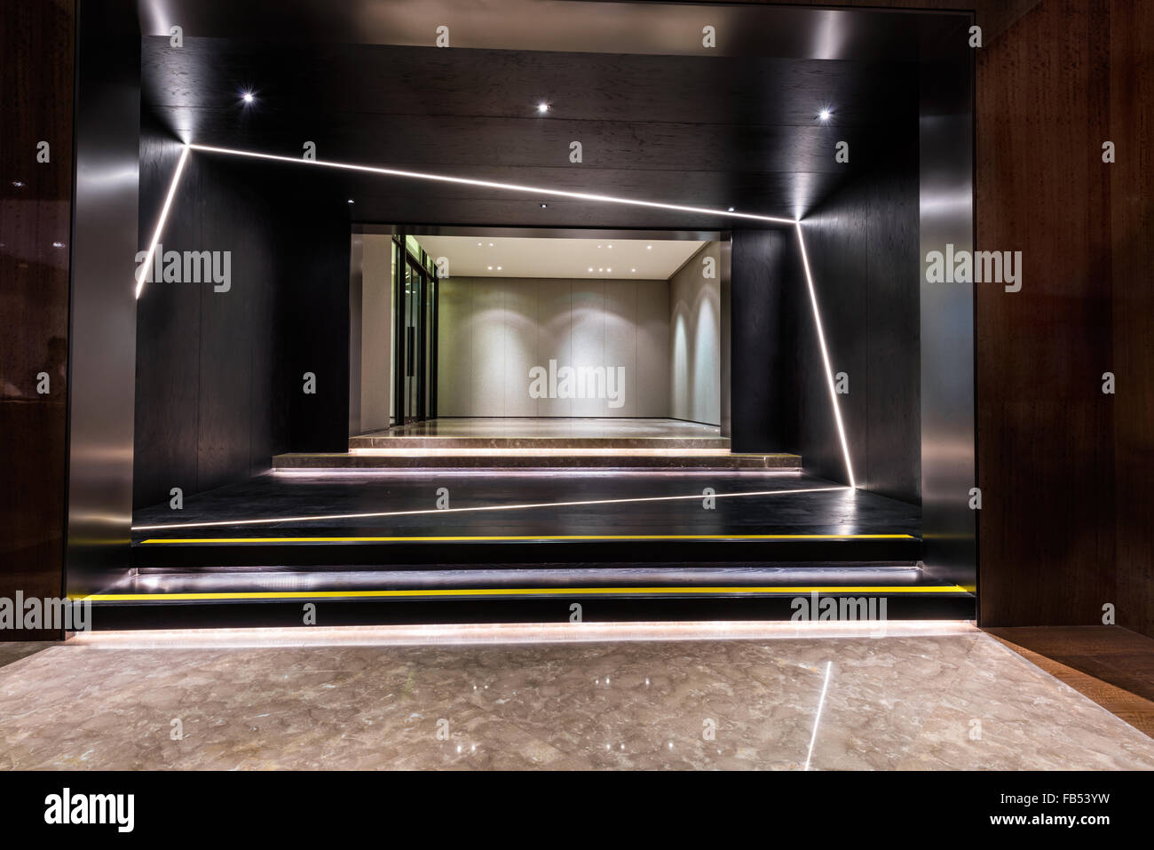 Empty office foyer hi-res stock photography and images - Alamy