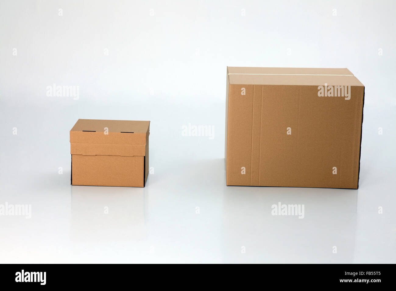 Difference size hi-res stock photography and images - Alamy