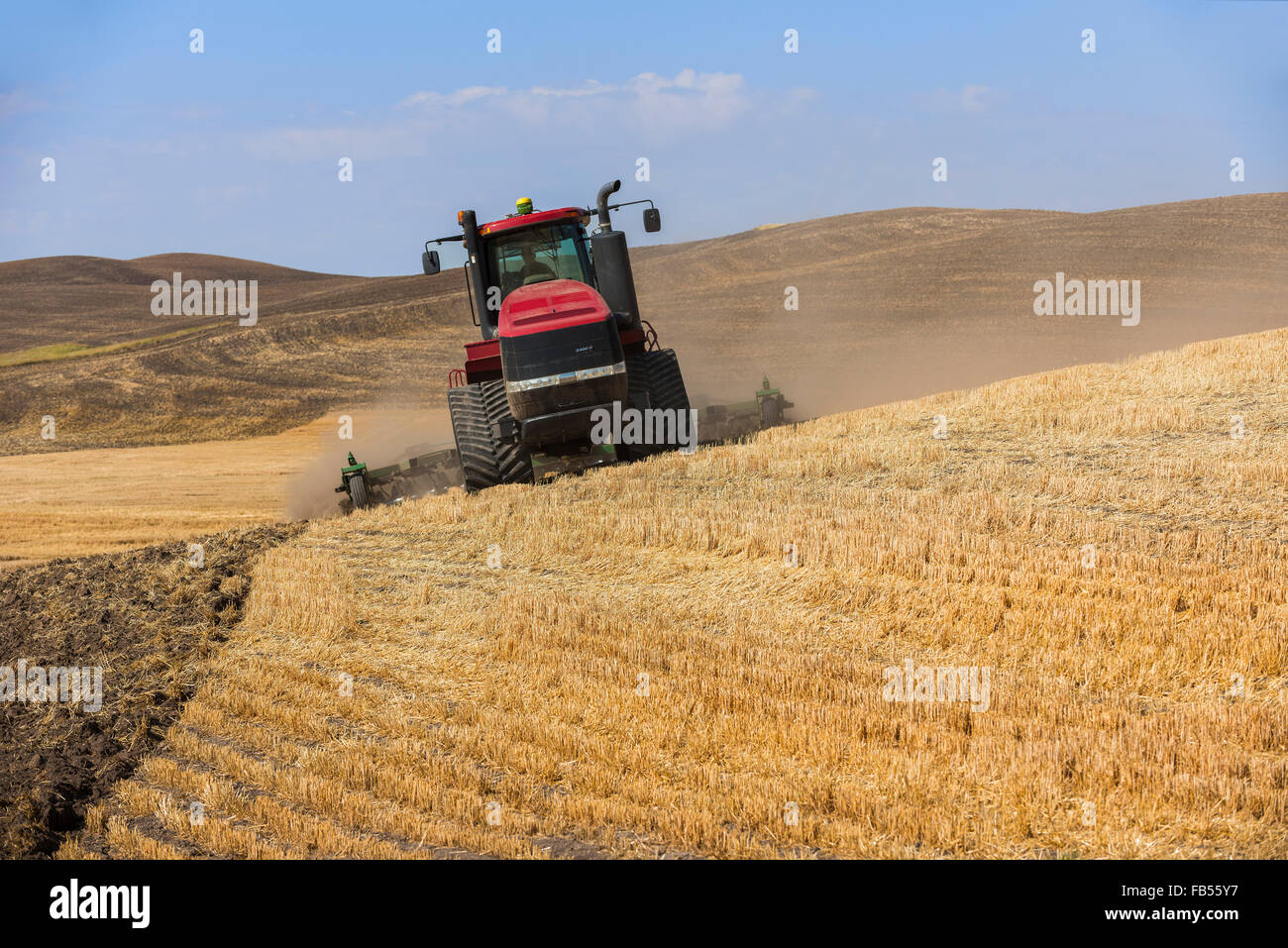 Crop discing hi-res stock photography and images - Alamy