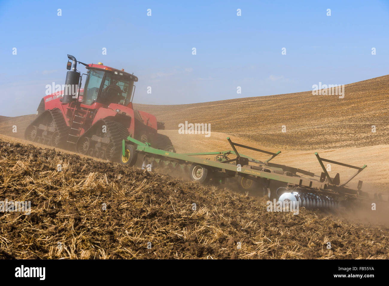 Case quadtrac tractor discing a field of wheat stubble in the Palouse ...