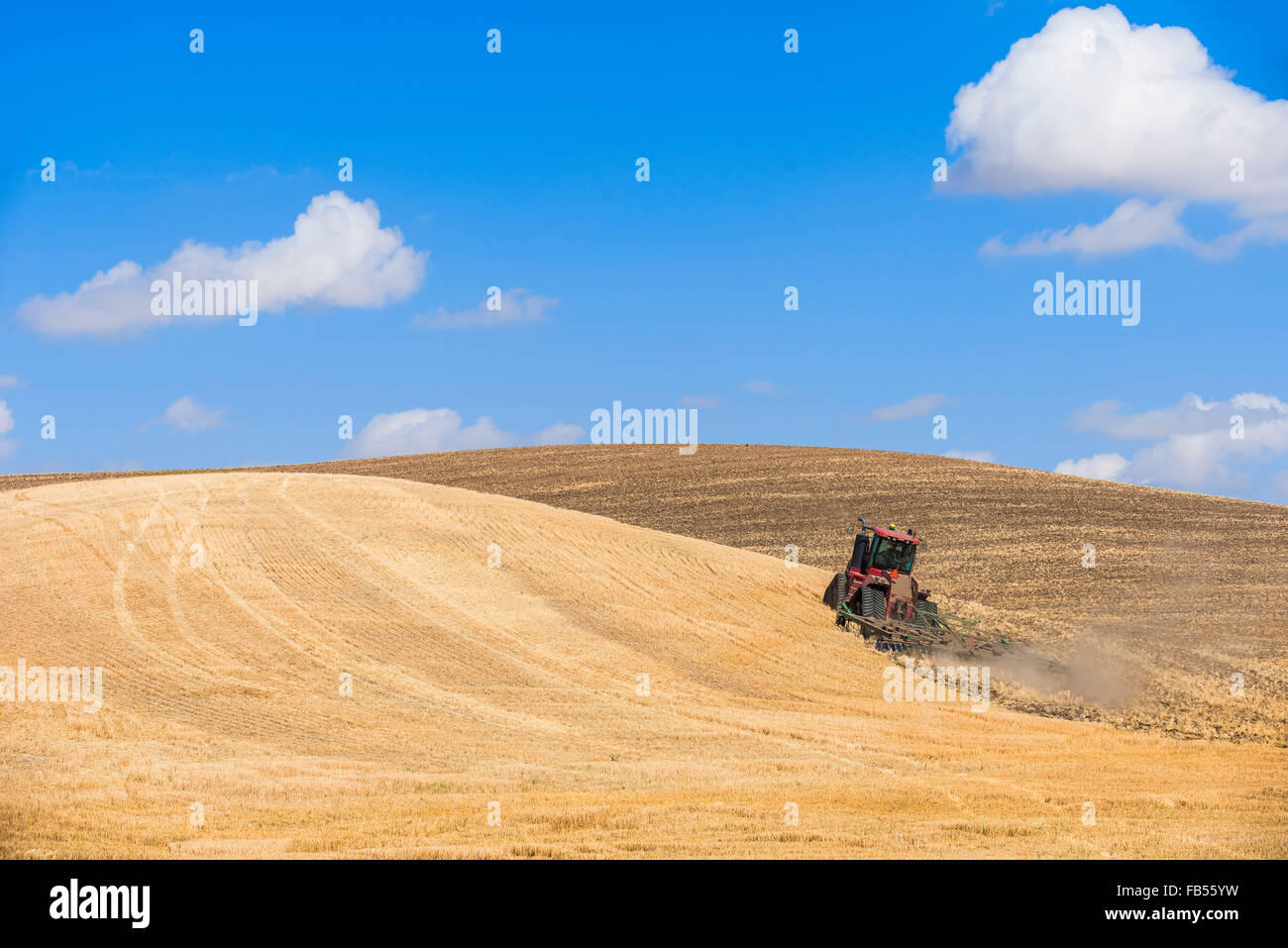 Case ih tractor field implement hi-res stock photography and images - Alamy