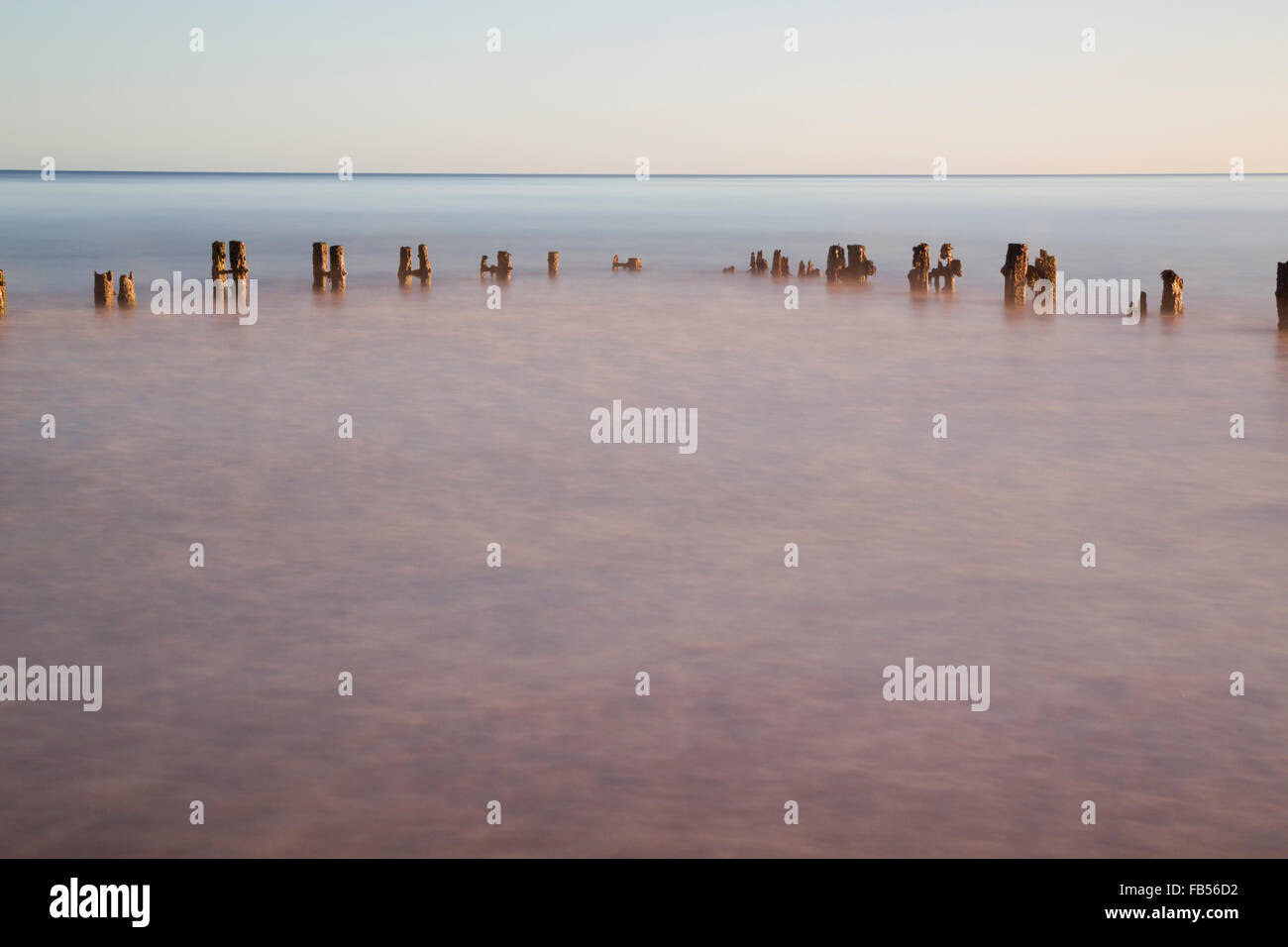 Old groynes hi-res stock photography and images - Alamy