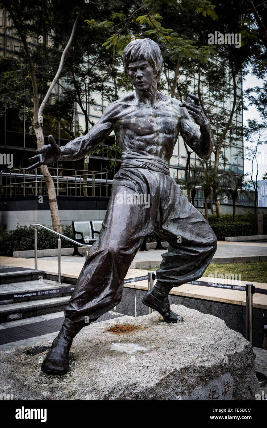 Bronze statue iconic movie hi-res stock photography and images - Alamy