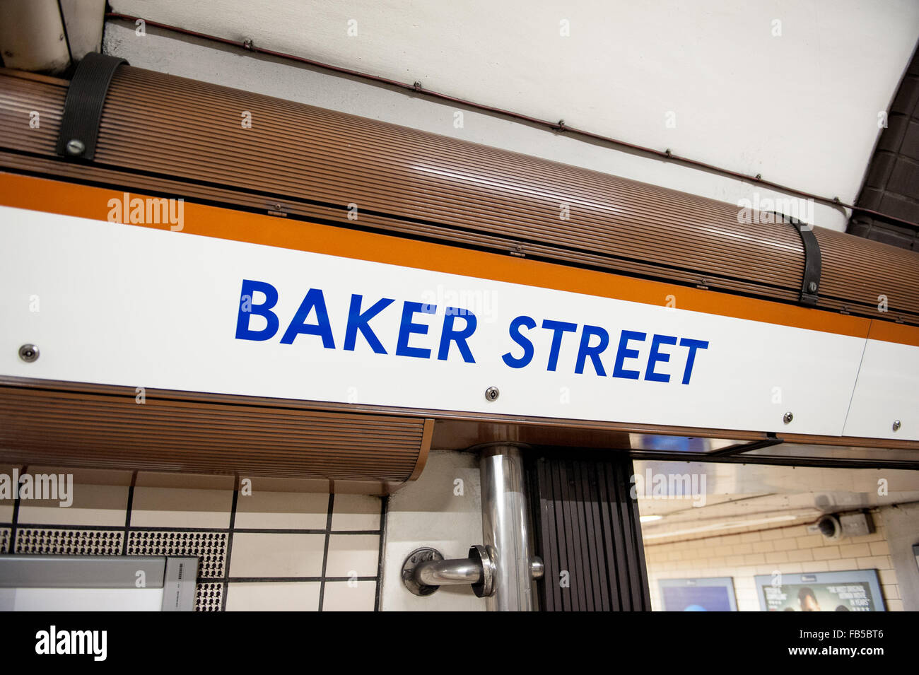 Bakerloo line underground station hi-res stock photography and images ...