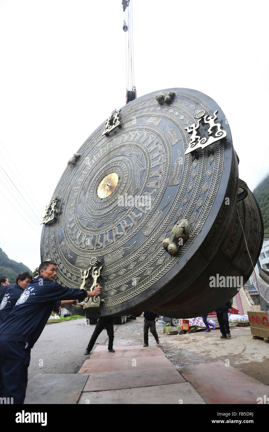 6 ton load hi-res stock photography and images - Alamy