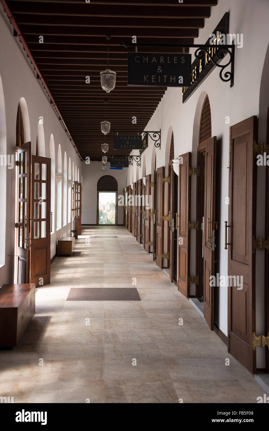 Independent square Arcade is a modern shopping complex on Kurunduwatta ...