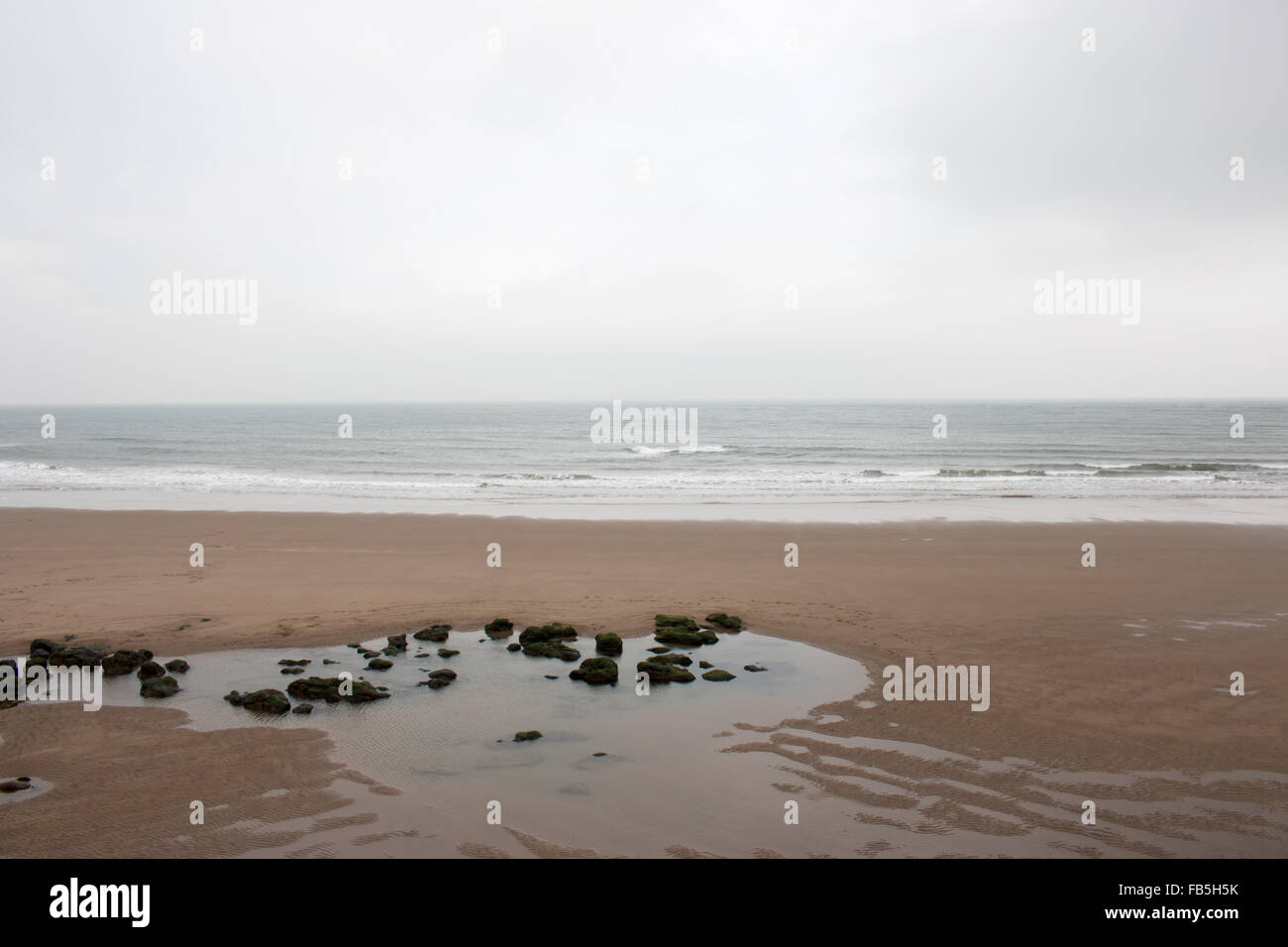 Beautiful and iconic North Bay Beach in coastal town of Scarborogh ...