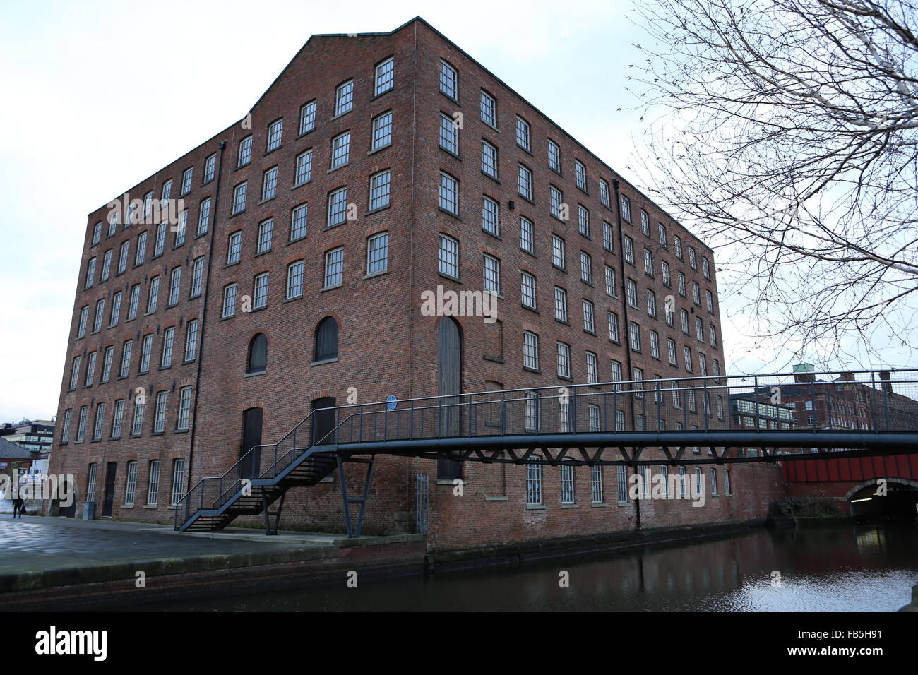 Umist buildings at university of manchester hi-res stock photography ...
