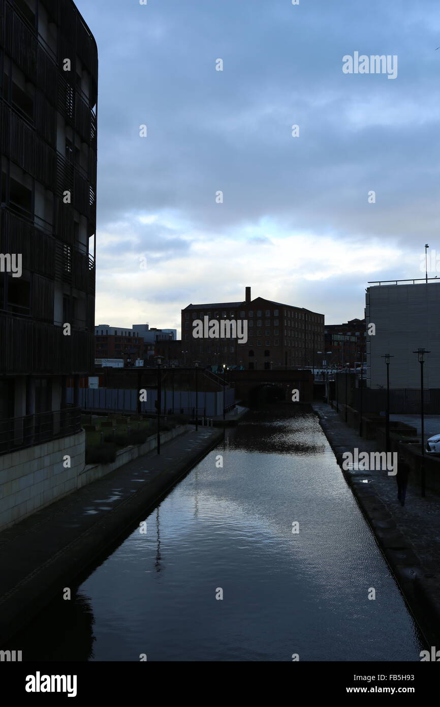 Umist buildings at university of manchester hi-res stock photography ...
