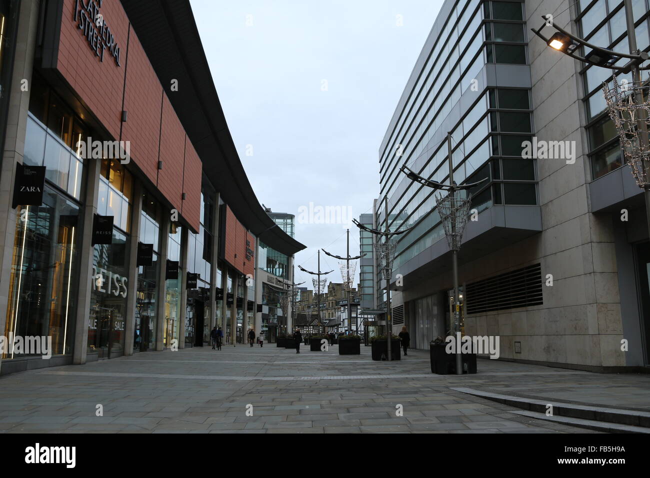 Umist buildings at university of manchester hi-res stock photography ...