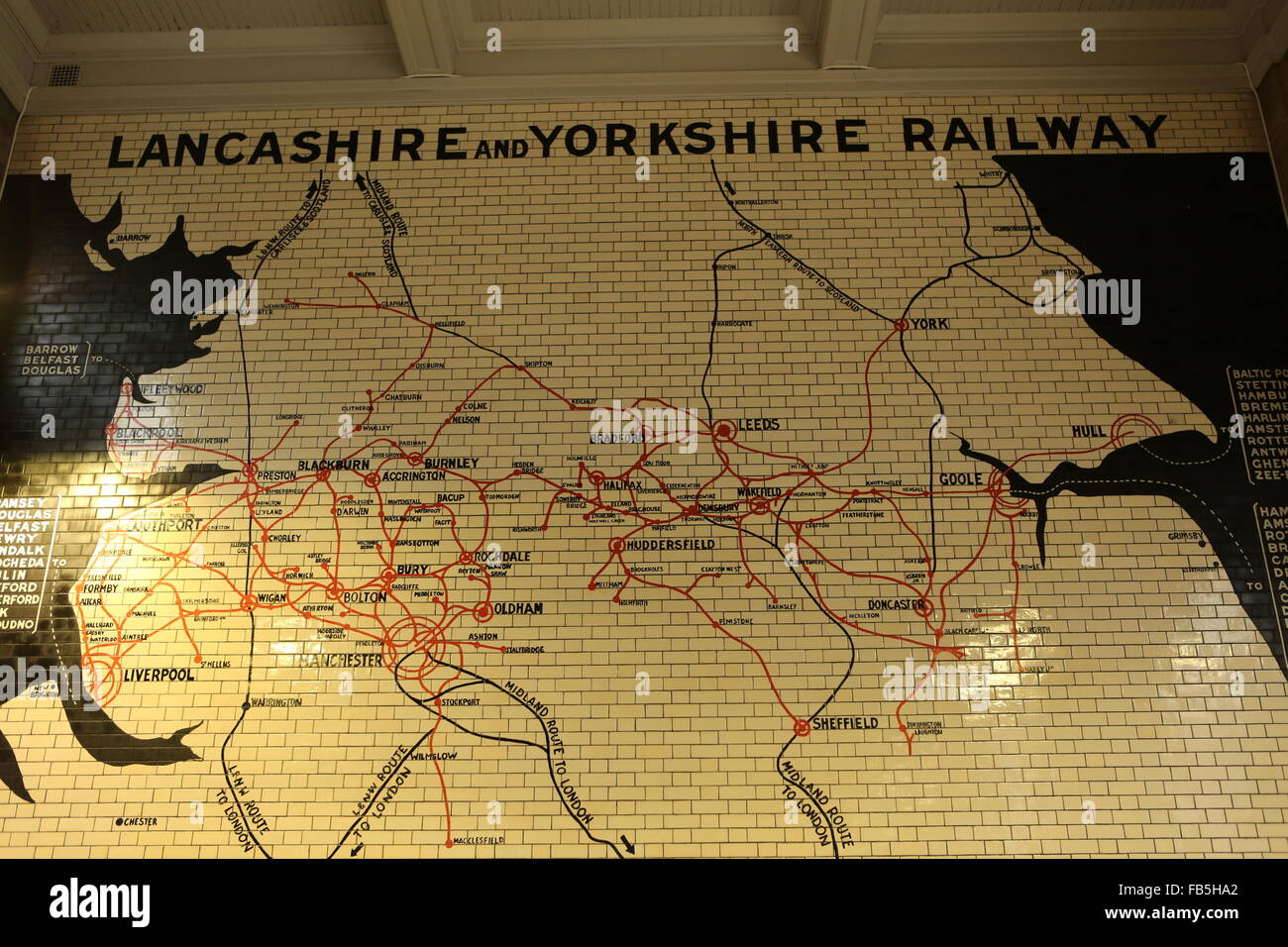 Manchester Victoria Station Stock Photo - Alamy