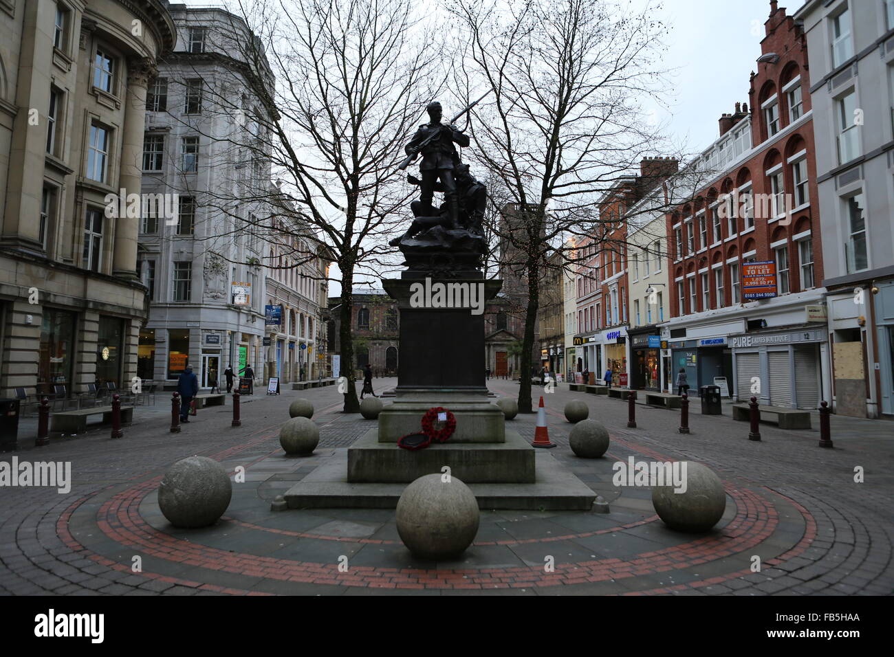 Umist buildings at university of manchester hi-res stock photography ...