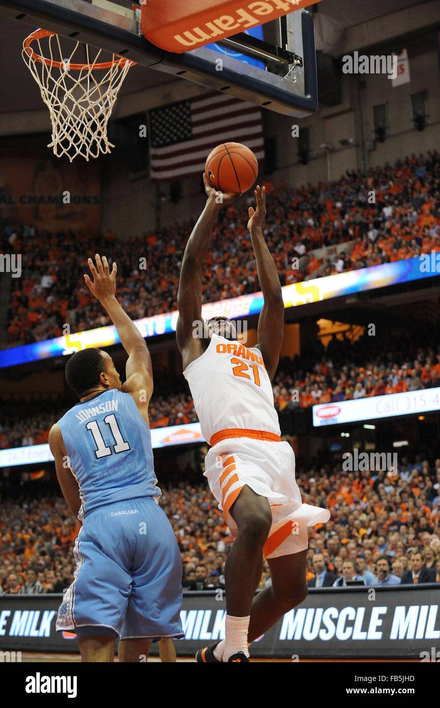 Syracuse, NY, USA. 9th Jan, 2016. Syracuse forward Tyler Roberson (21 ...