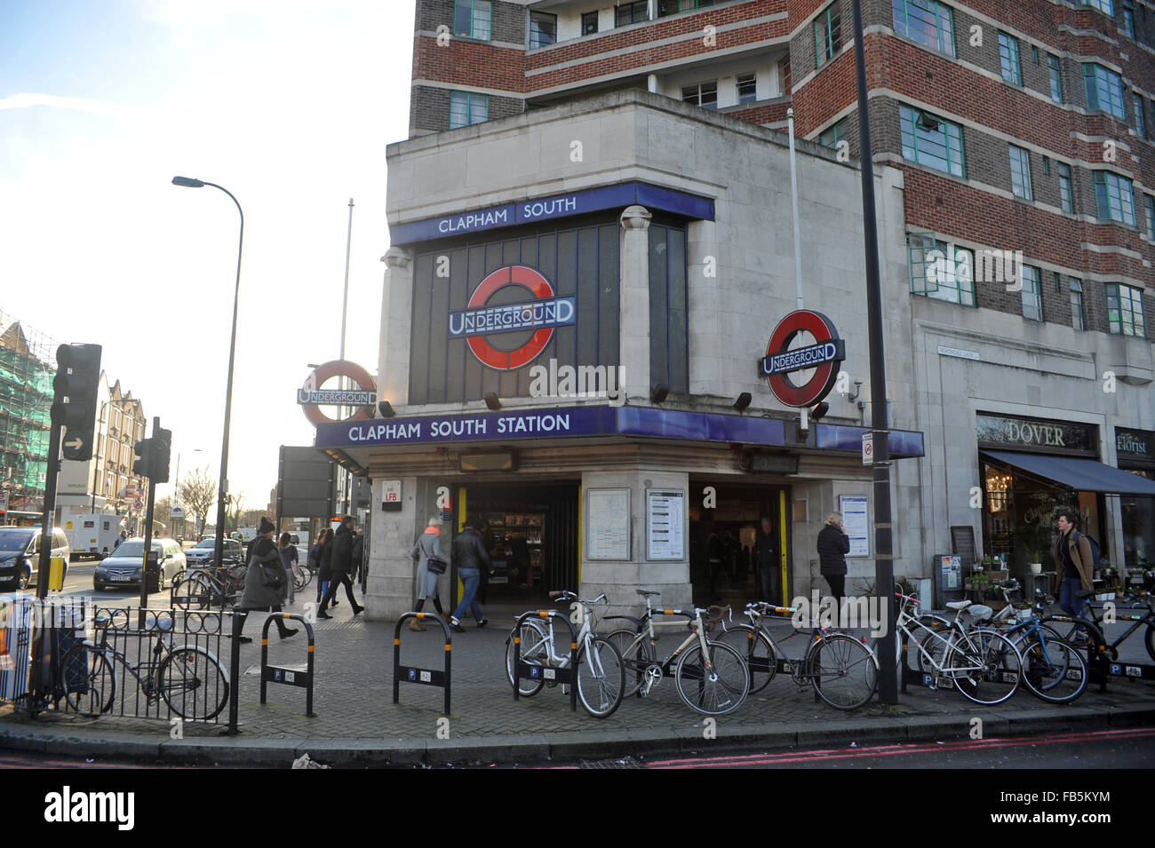 Deep level shelters hi-res stock photography and images - Alamy