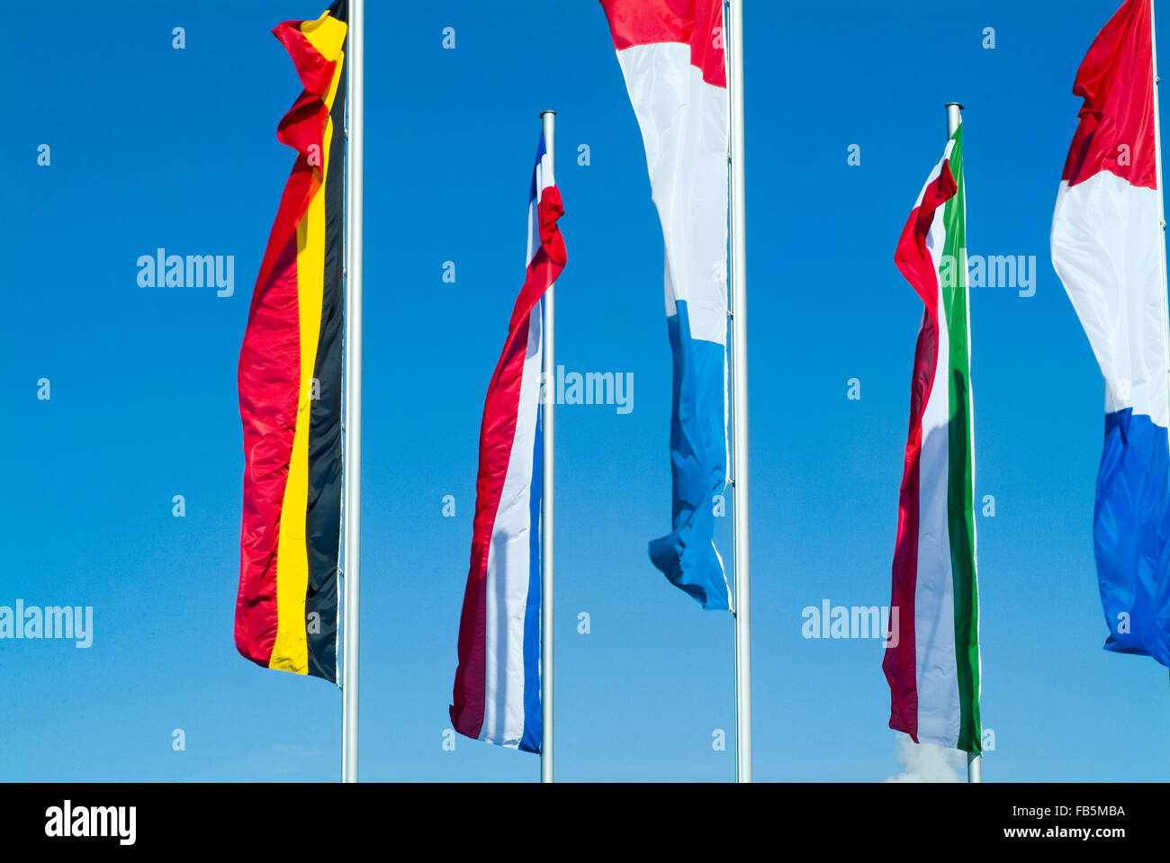 Flags of the world set hi-res stock photography and images - Alamy