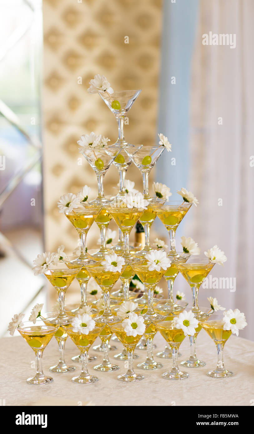 Champagne glass pyramid Stock Photo - Alamy