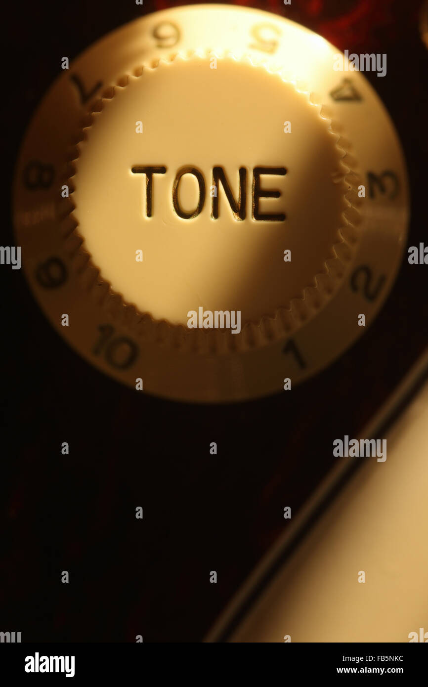 Fender stratocaster hi-res stock photography and images - Alamy