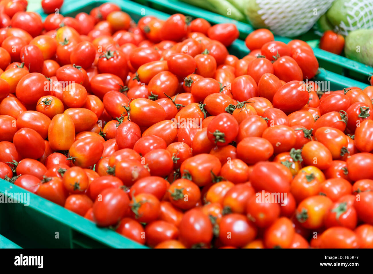 Tomatoes trolley hi-res stock photography and images - Alamy
