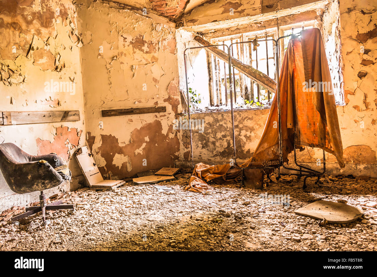 Derelict and Abandoned Buildings at RAF Nocton Hall Stock Photo - Alamy