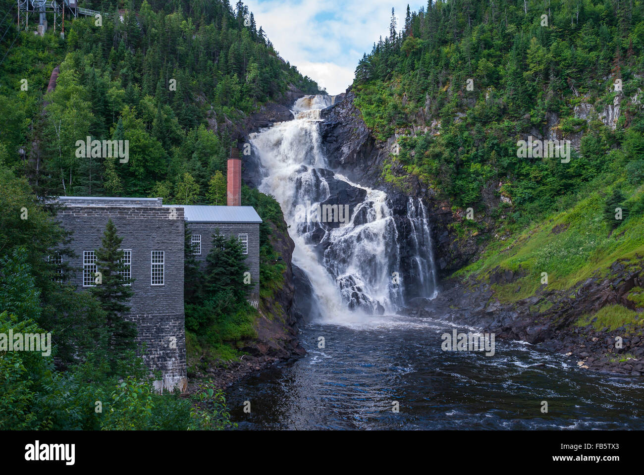 Waterfall building hi-res stock photography and images - Alamy