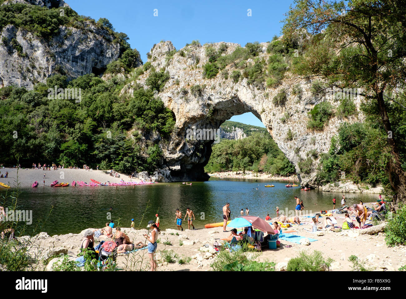 French gorges the ardeche river holiday hi-res stock photography and ...