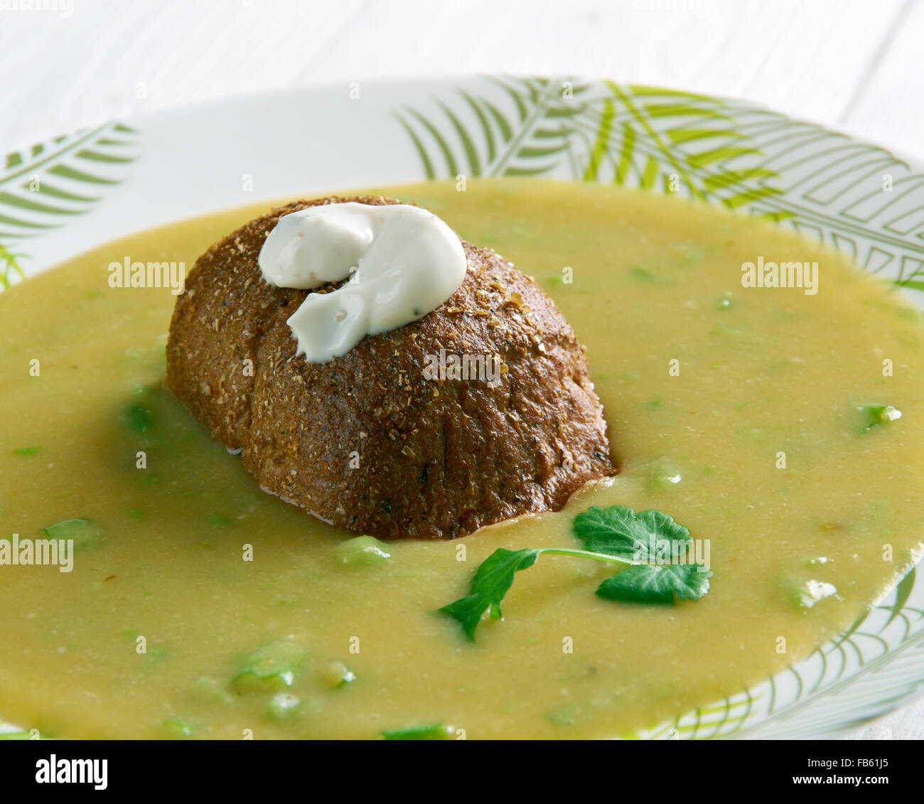 Pie floater - Australian dish Stock Photo - Alamy