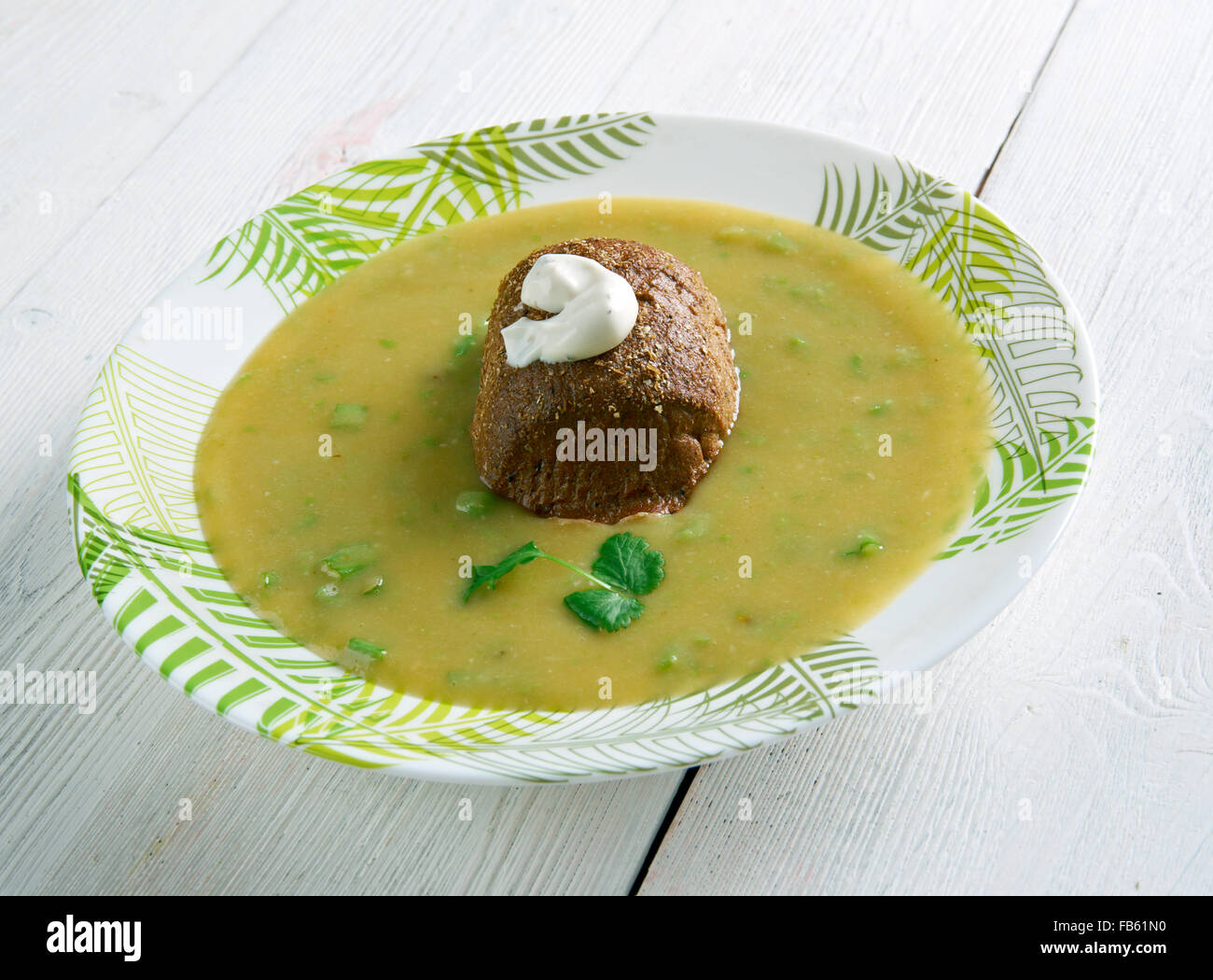 Pie floater - Australian dish Stock Photo - Alamy