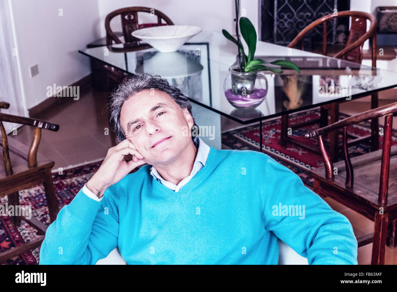 Middle finger man hi-res stock photography and images - Alamy