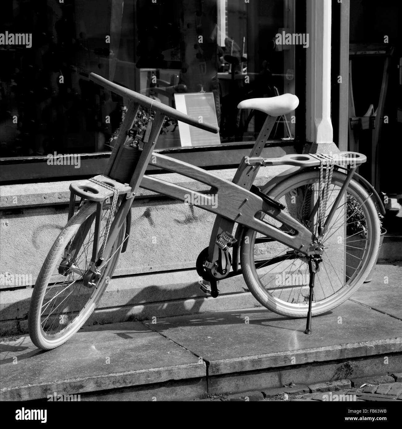 Hand cycle Black and White Stock Photos & Images - Alamy