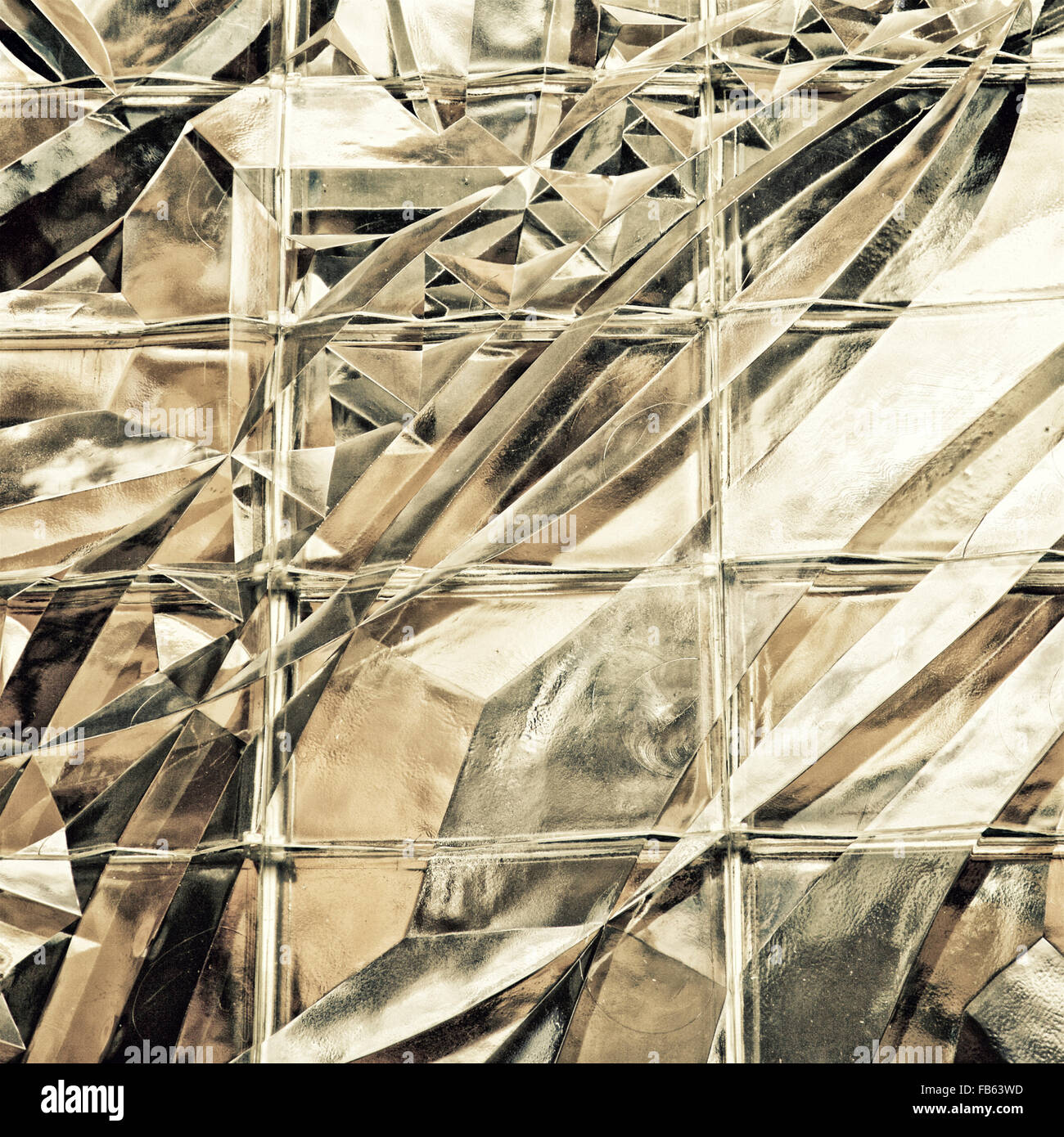 Gold glass building hi-res stock photography and images - Alamy
