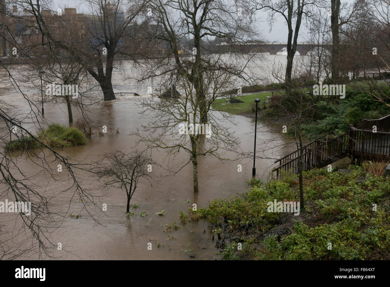 River Tay flooding in Norrie Miller Walkway, looking towards Smeaton's ...