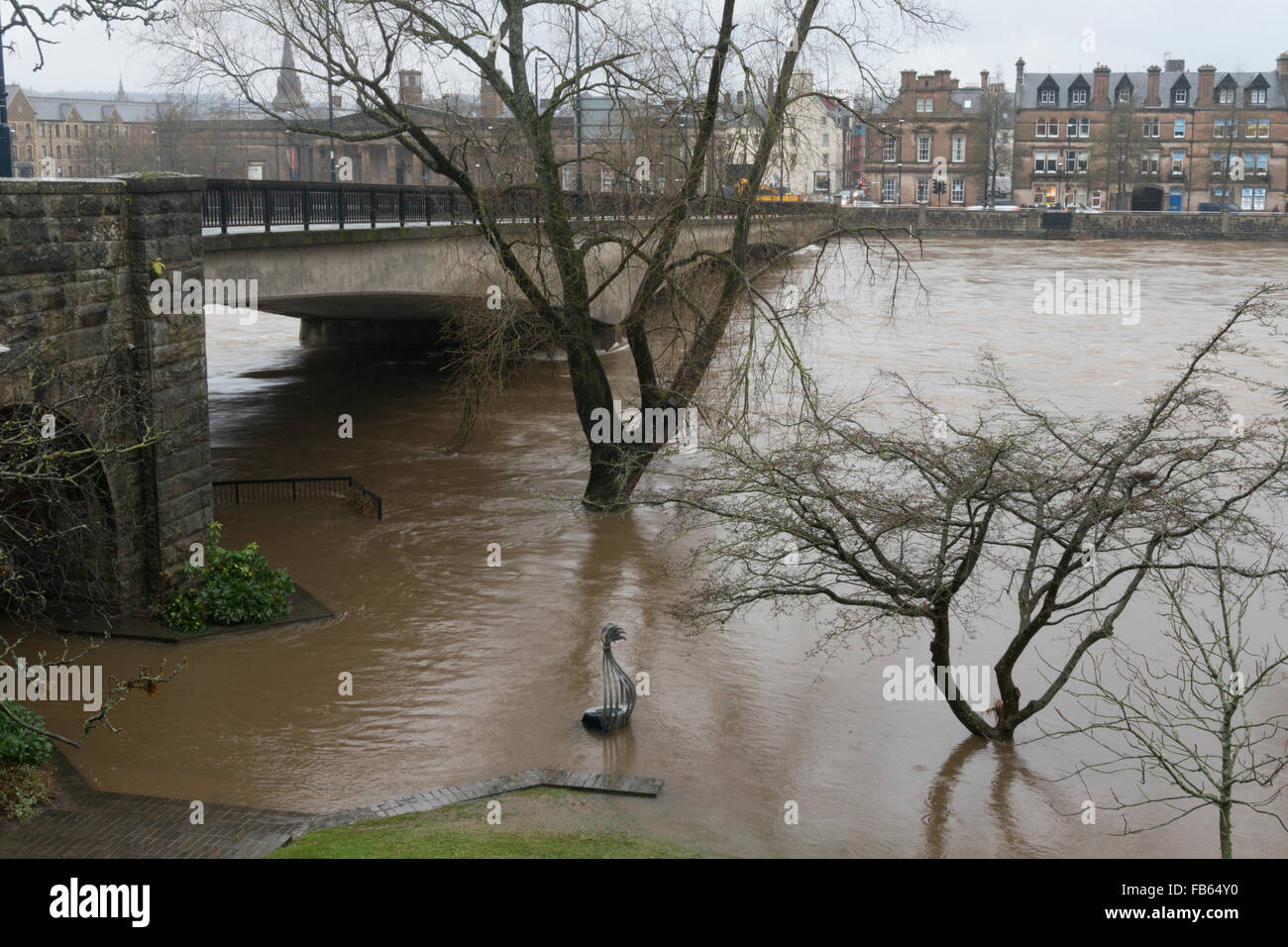 River Tay flooding in Norrie Miller Walkway, towards Queen's Bridge ...