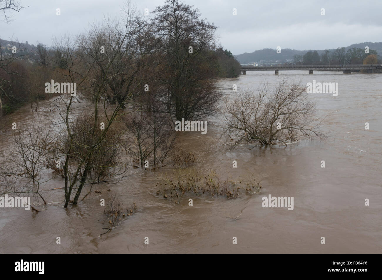 River Tay flooding,South towards Rail Bridge, Perth Stock Photo - Alamy