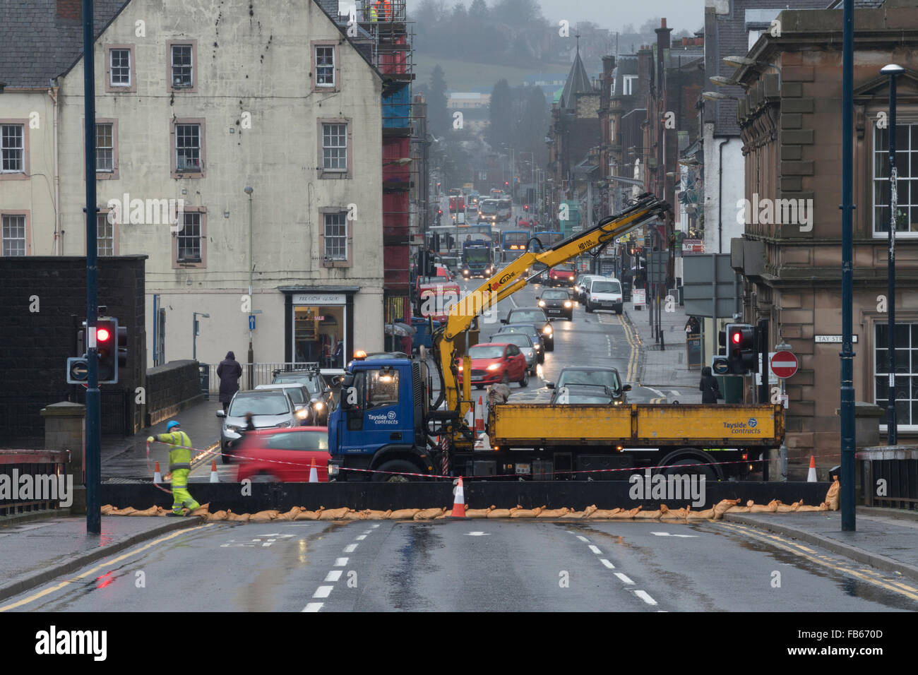 Queen's Bridge flood defenses in operation, Perth Stock Photo - Alamy