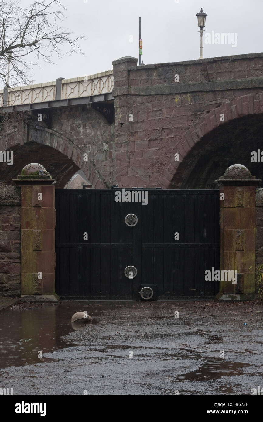 Flood gate in operation, North Inch, Perth Stock Photo - Alamy