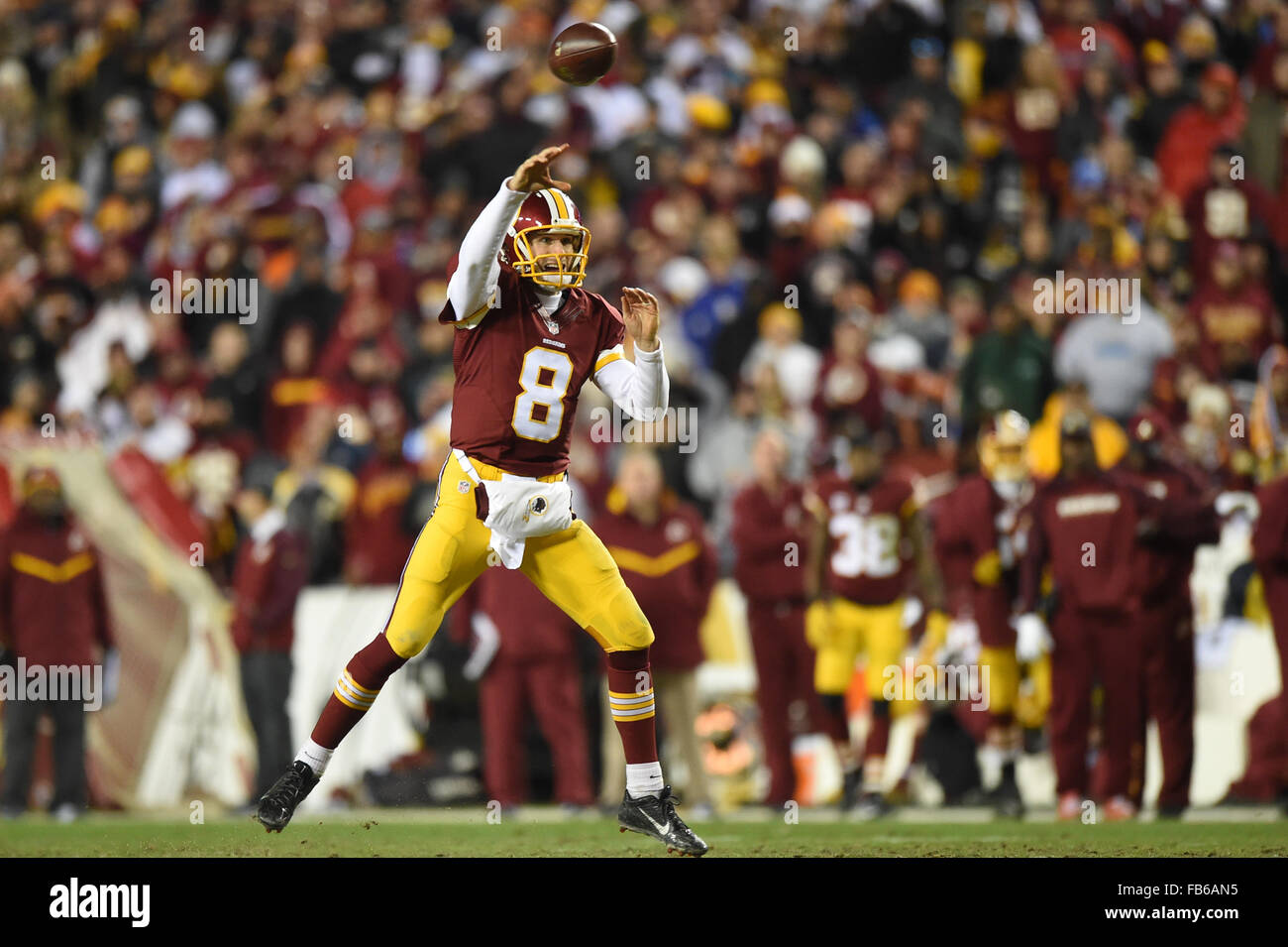 Landover, MD, USA. 10th Jan, 2016. Washington Redskins quarterback Kirk ...