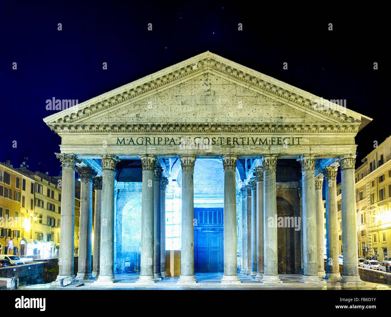 Night view of the majesty of the Pantheon in Rome with its imposing ...