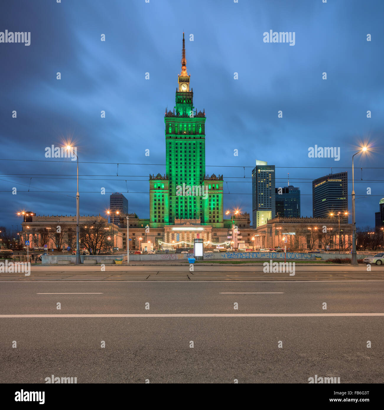 Night clock tower hi-res stock photography and images - Alamy