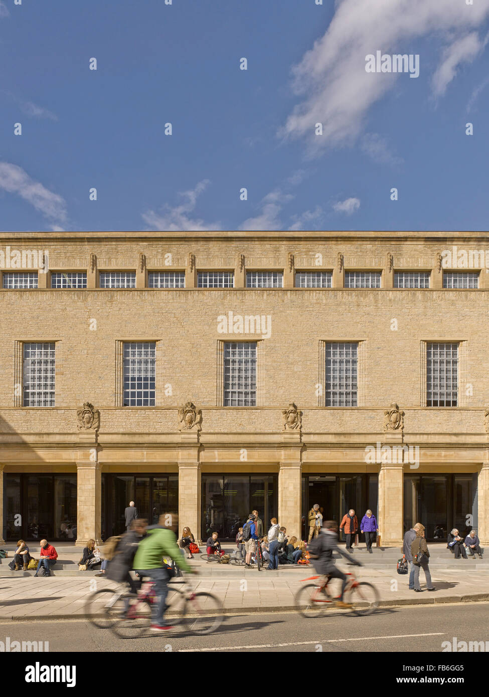 Historic library exterior hi-res stock photography and images - Alamy