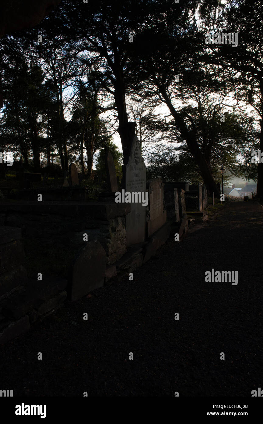Grave gravestone graveyard pathway hi-res stock photography and images ...