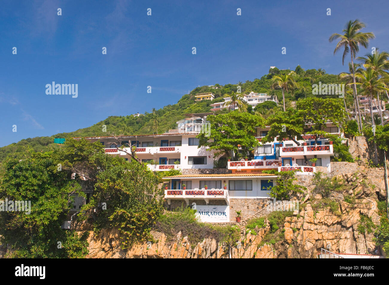 The viewpoint for the famous cliff divers of Quebrada, Acapulco, Mexico ...