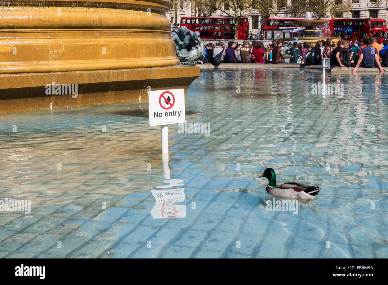No entry sign in fountain hi-res stock photography and images - Alamy