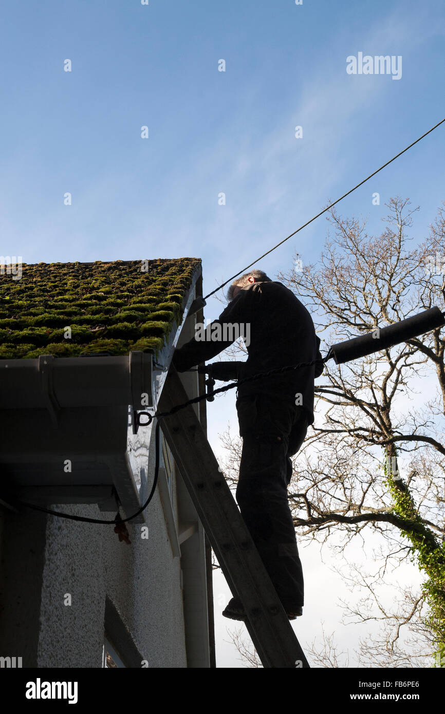 Hanging ladder climbing hi-res stock photography and images - Alamy