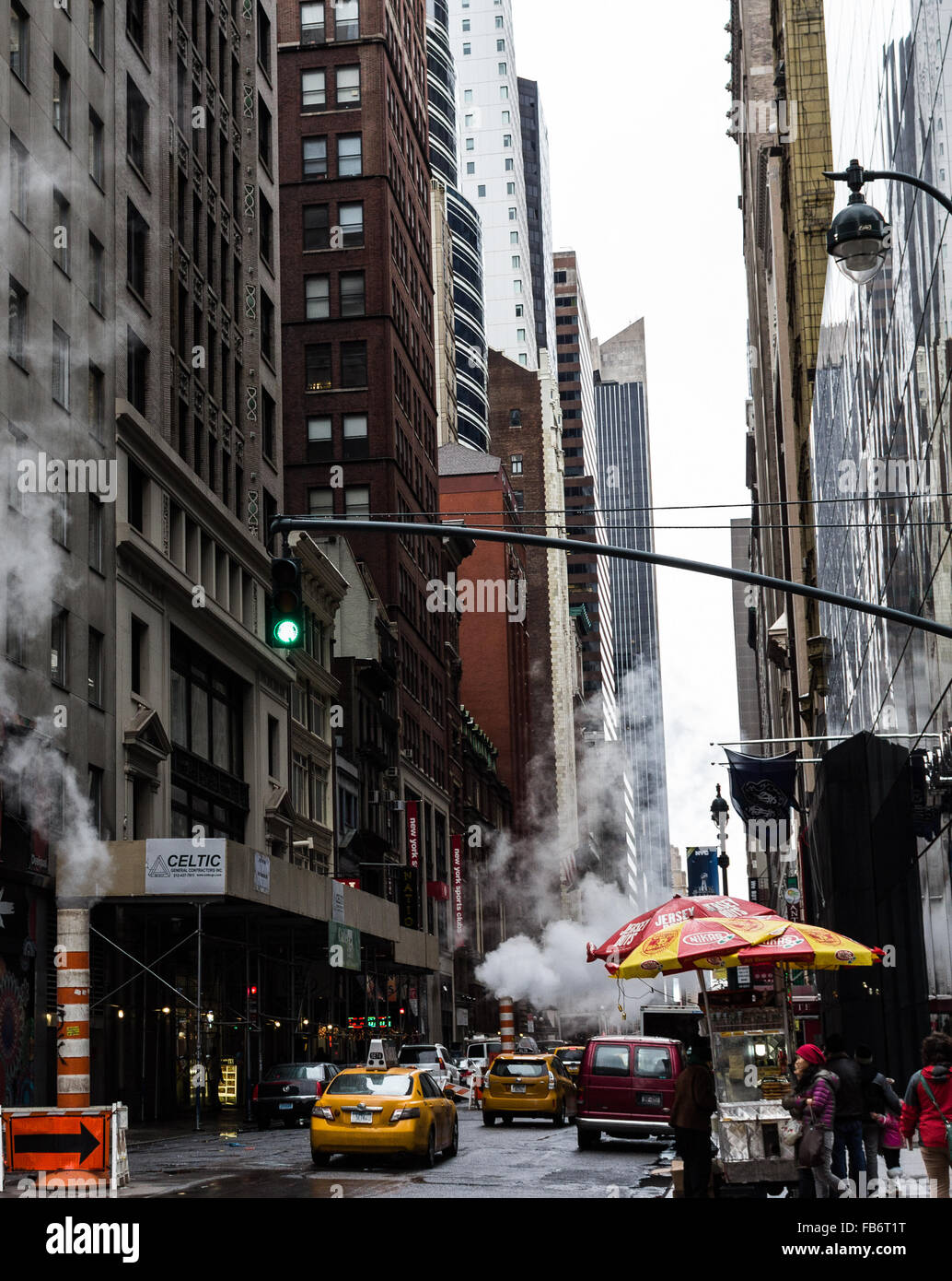 New York City street life a normal day Stock Photo - Alamy