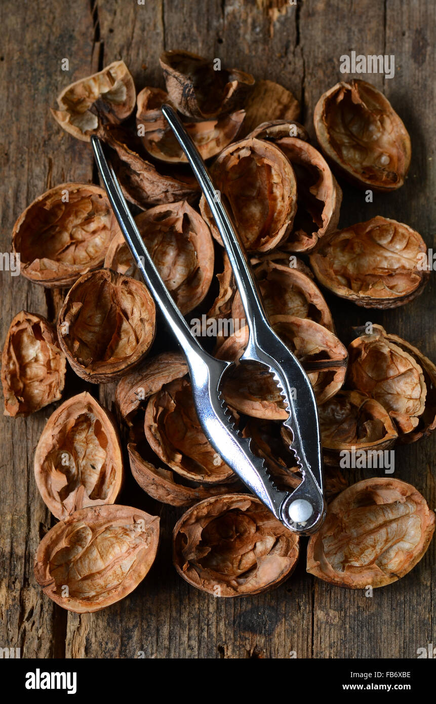 Walnut shells hi-res stock photography and images - Alamy