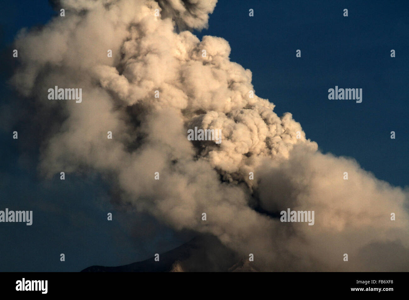 Ring of fire volcanoes hi-res stock photography and images - Alamy
