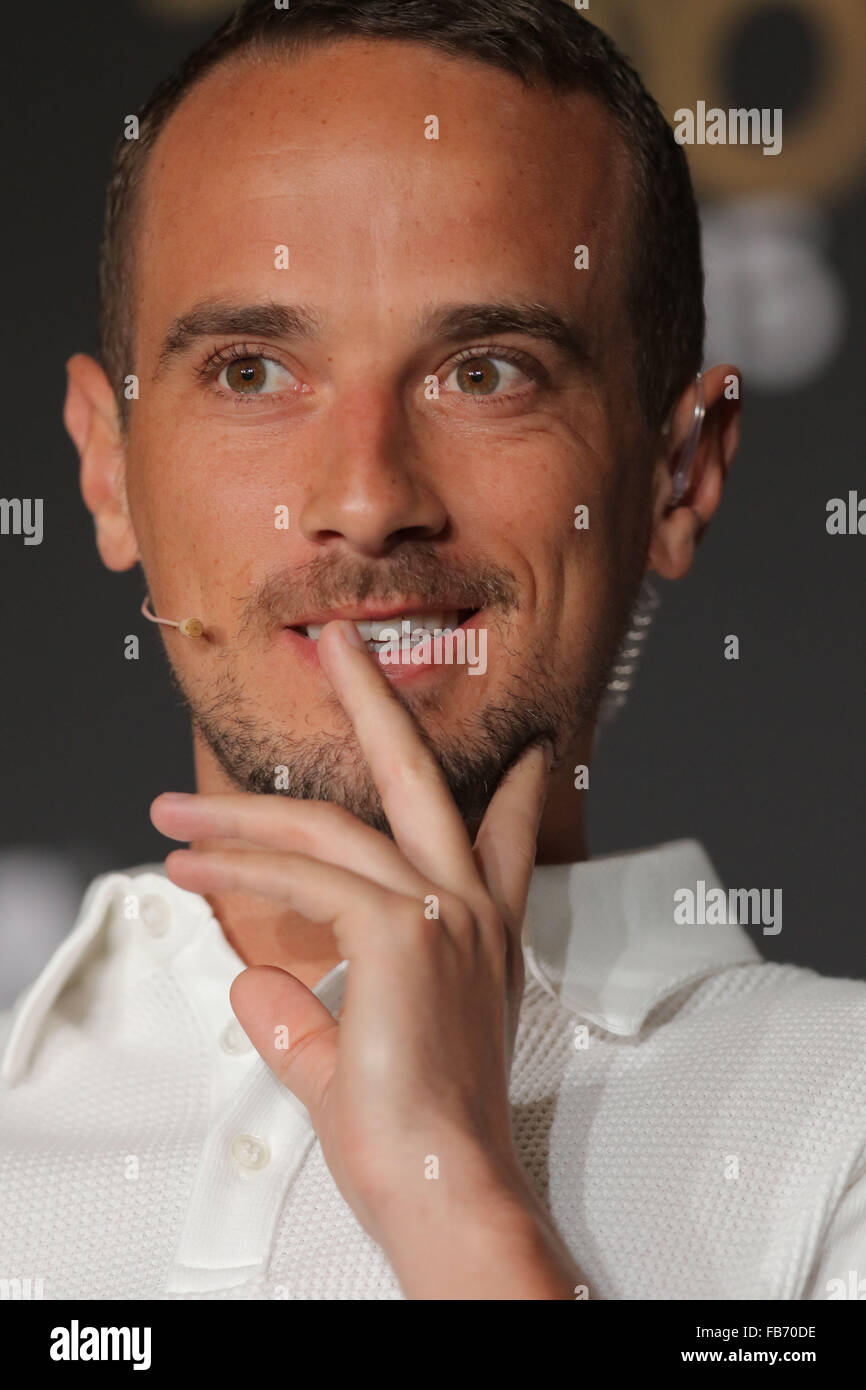 Mark simpson hi-res stock photography and images - Alamy