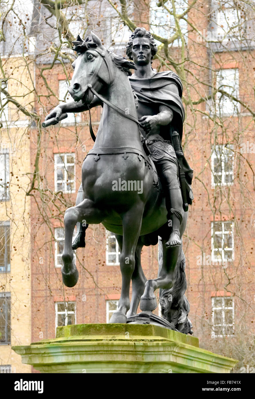 London, England, UK. Statue of William III (1650-1702) in St James ...
