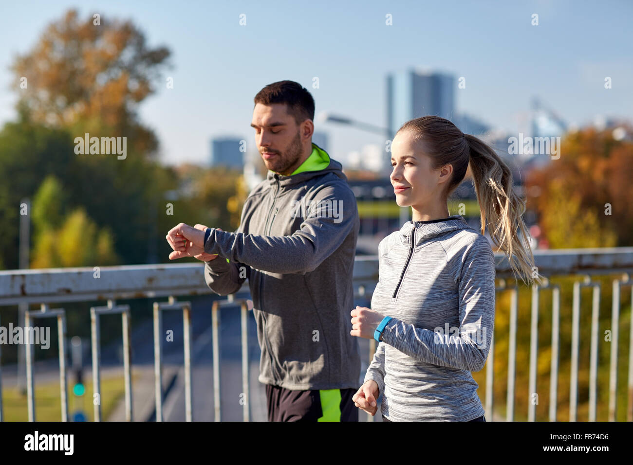 Athlete running on highway hi-res stock photography and images - Alamy